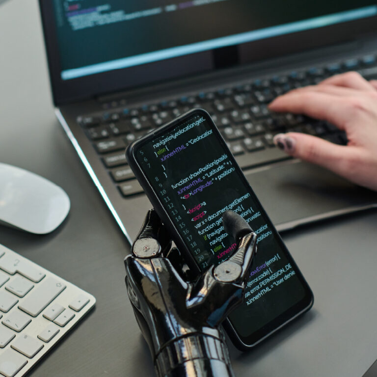 Mobile App & AI - Comit